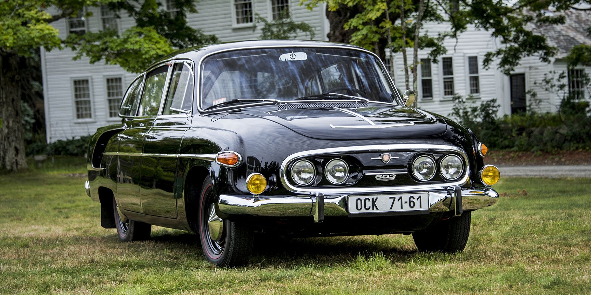 9 Ugliest Soviet Cars Of All Time (1 That's Stunning) | HotCars