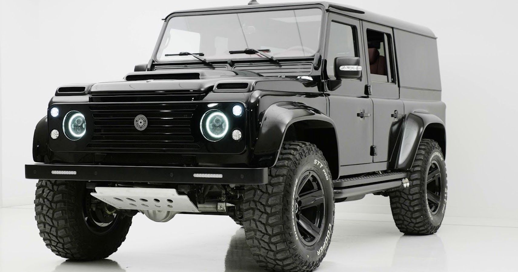 Luxury Coachbuilder Ares Unveils Limited-Edition Land Rover Defender ...