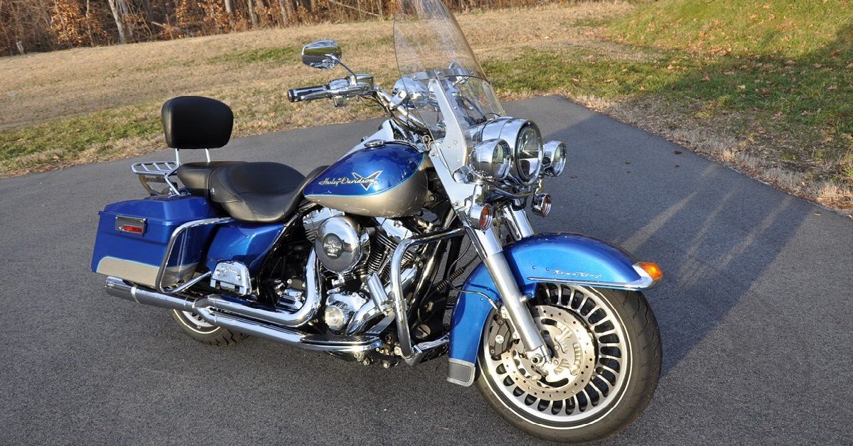 These Are The Differences Between The Harley-Davidson Road King And ...